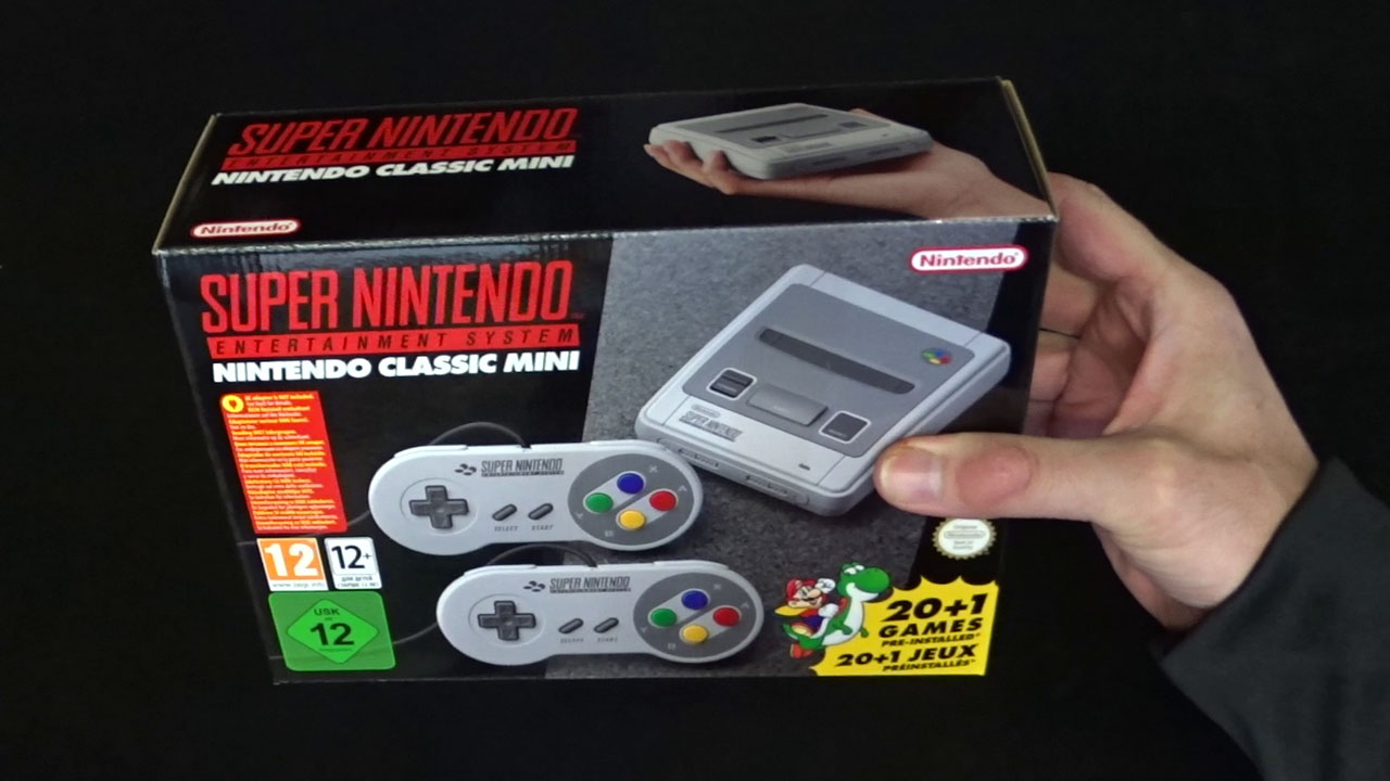 SNES Mini – das Unboxing-Video! | MANIAC.de